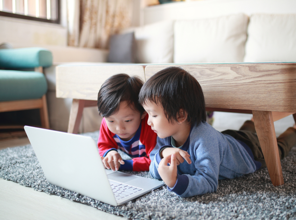 Pentingnya Digital Literacy pada Anak-Anak - Kidspro.id